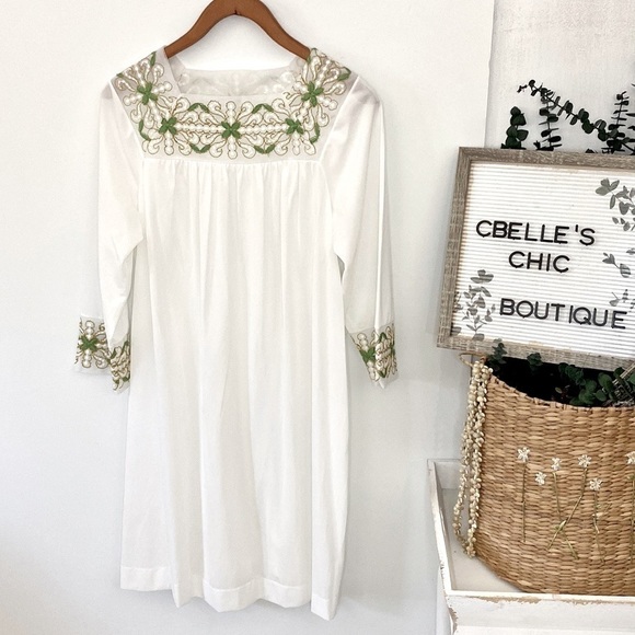 Gossard | Intimates & Sleepwear | Vintage Gossard Artemis Embroidered ...